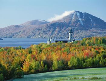 Three Pines Inspirations Map (Louise Penny) | Eastern Townships (Québec)