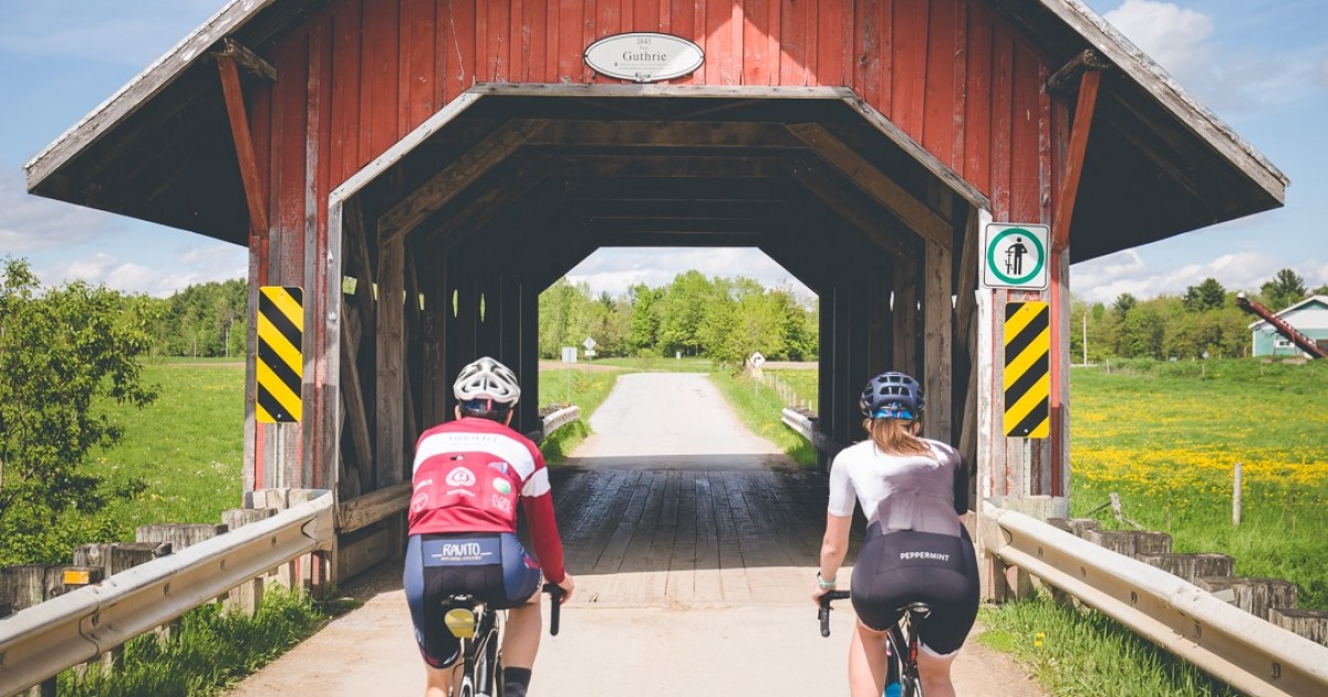 Riding the Route des Vins Brome-Missisquoi with Jessica Bélisle ...