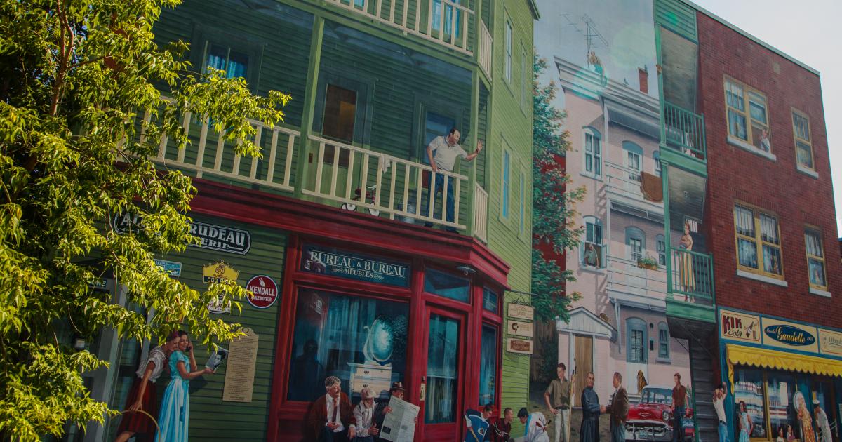 Sherbrooke Murals Tour | Eastern Townships (Québec)